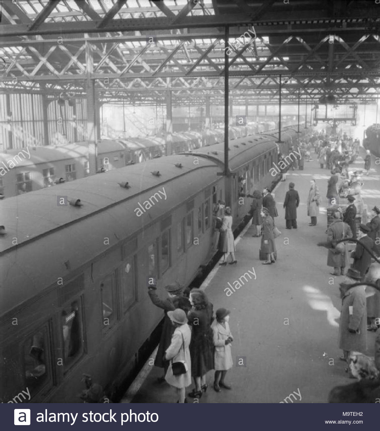 Waving Goodbye Train Stock Photos & Waving Goodbye Train Stock Images ...