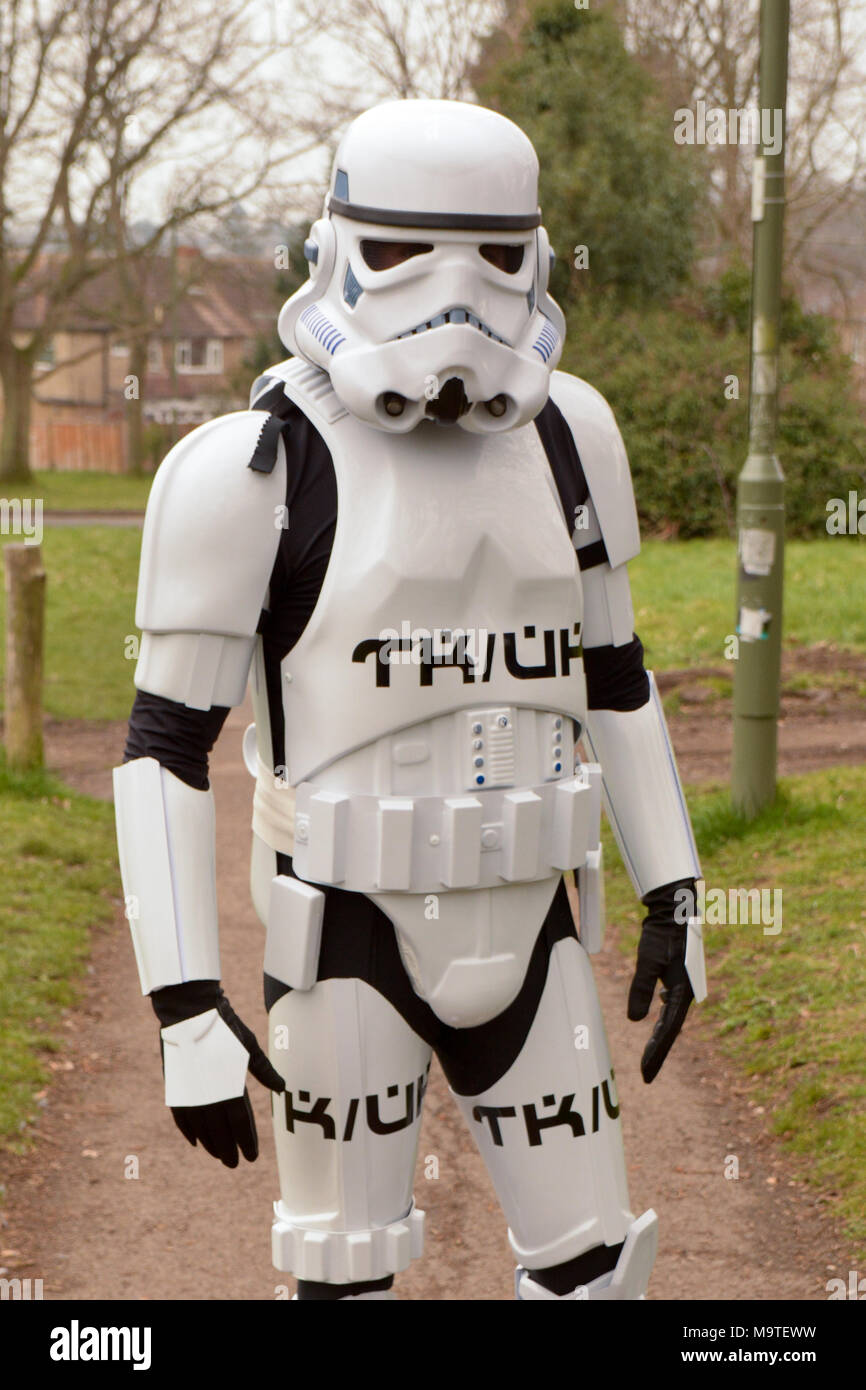 Dave Roper a former soldier who runs the London Marathon for charity ...