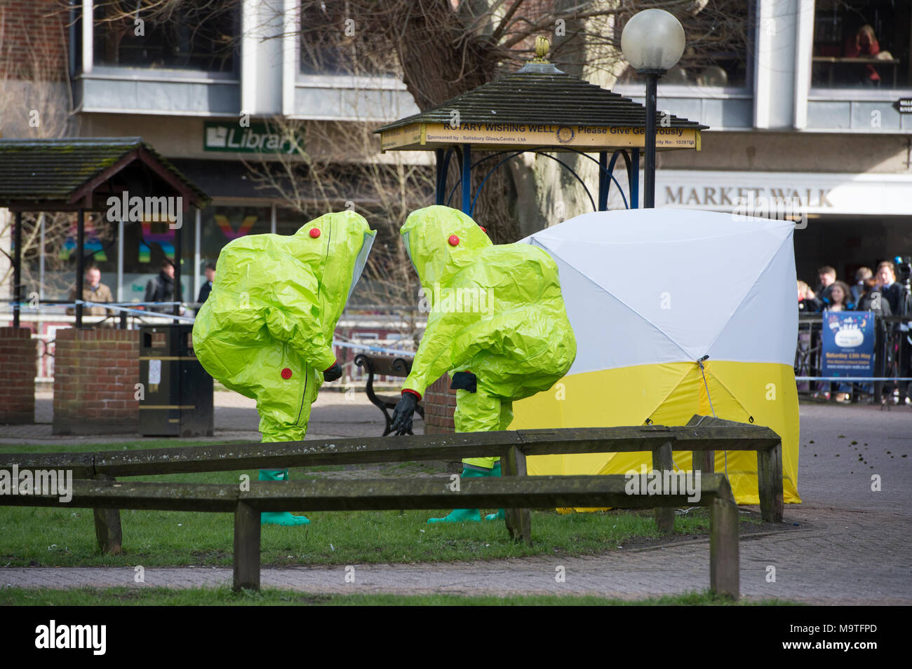 Hazchem suit hi-res stock photography and images - Alamy