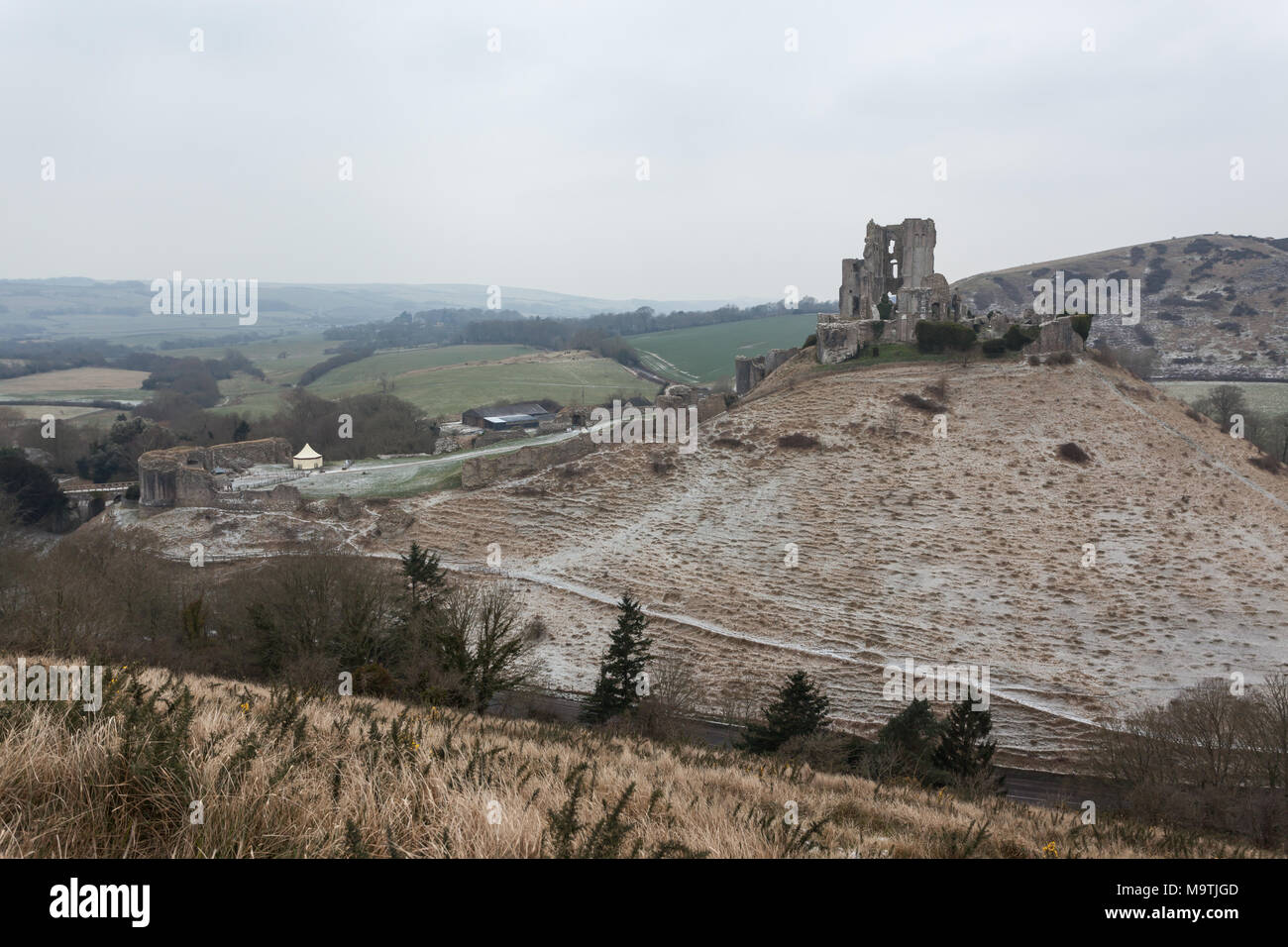 View corfe castle uk from hi-res stock photography and images - Alamy