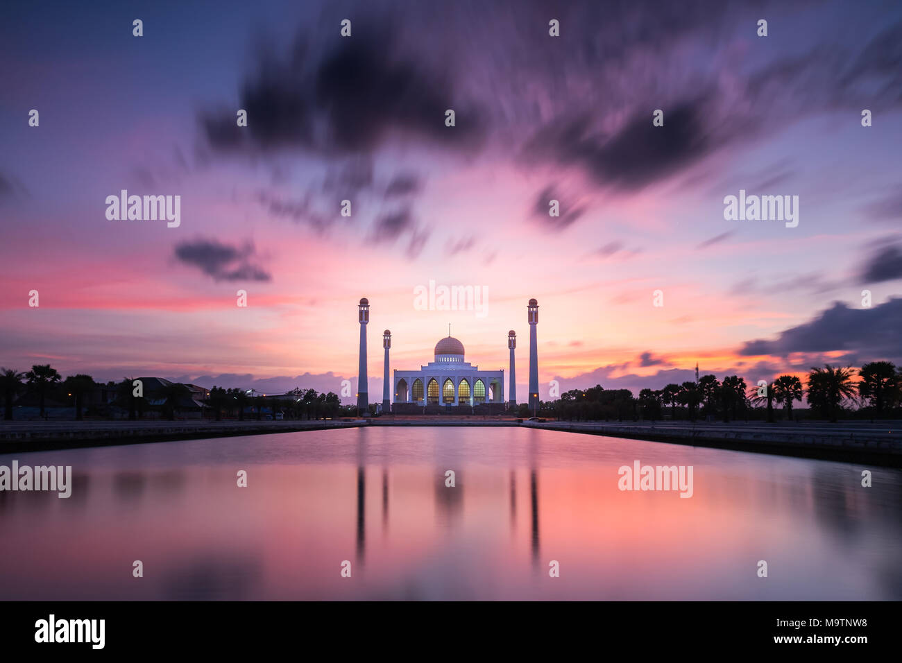 Central Mosque of Songkhla. Songkhla province, Thailand Stock Photo - Alamy