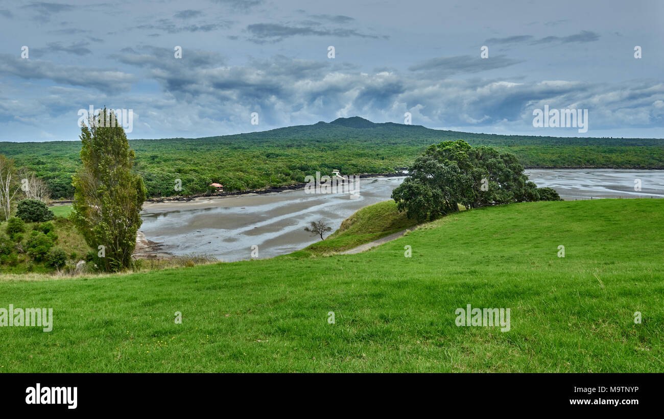Veiw of Rangitoto summit from Motutapu island New Zealand Stock Photo ...