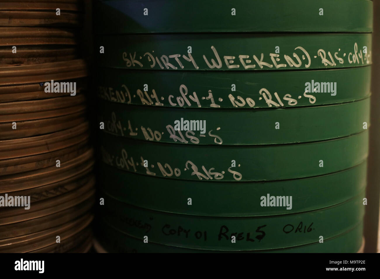 Dirty weekend film hi-res stock photography and images - Alamy