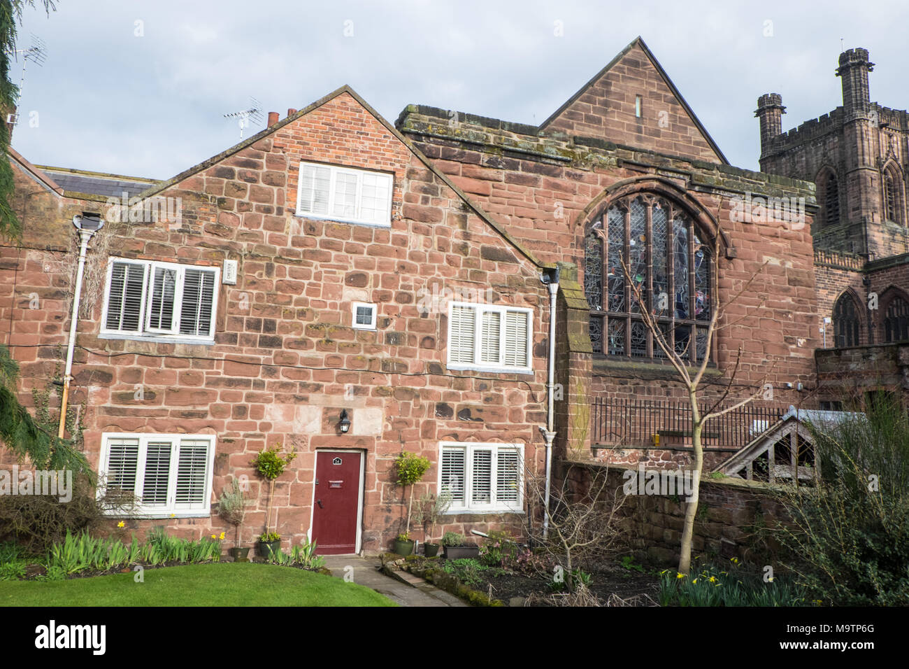 Abbey square hi-res stock photography and images - Alamy