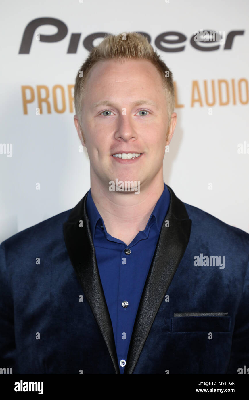 Autism Speaks: Gifting Your Spectrum Charity Gala and Fashion Show held ...