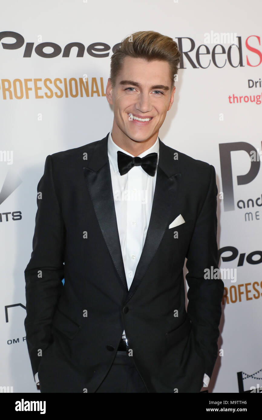 Autism Speaks: Gifting Your Spectrum Charity Gala and Fashion Show held ...