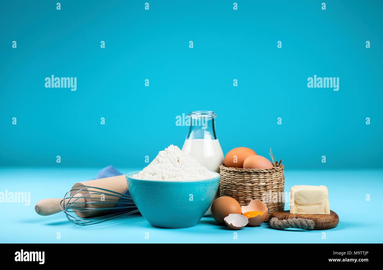 Basic baking ingredients Stock Photo - Alamy