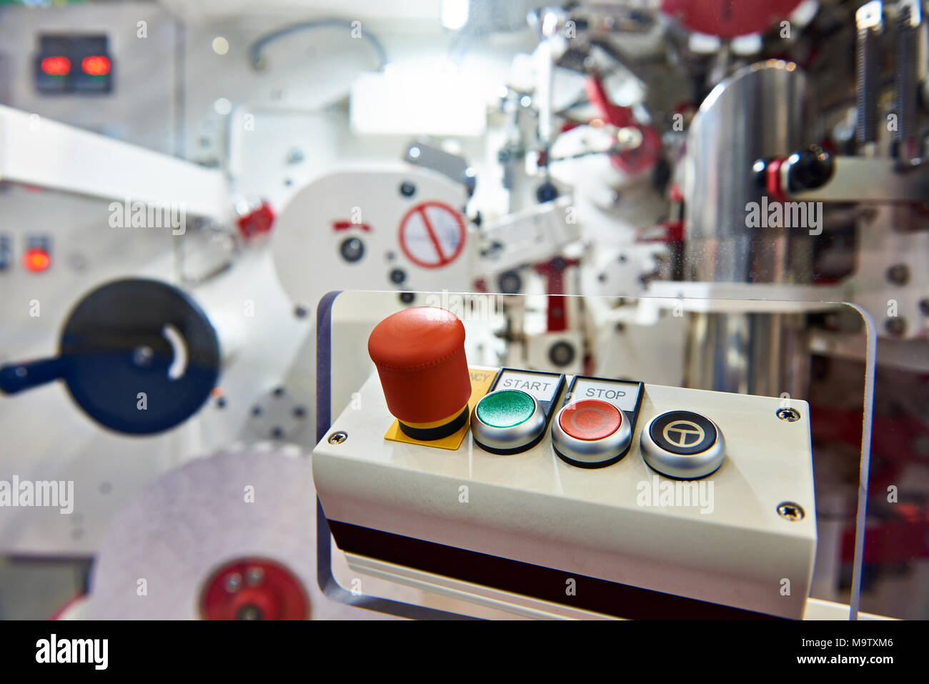 Industrial electric switch panel buttons hi-res stock photography and images - Alamy