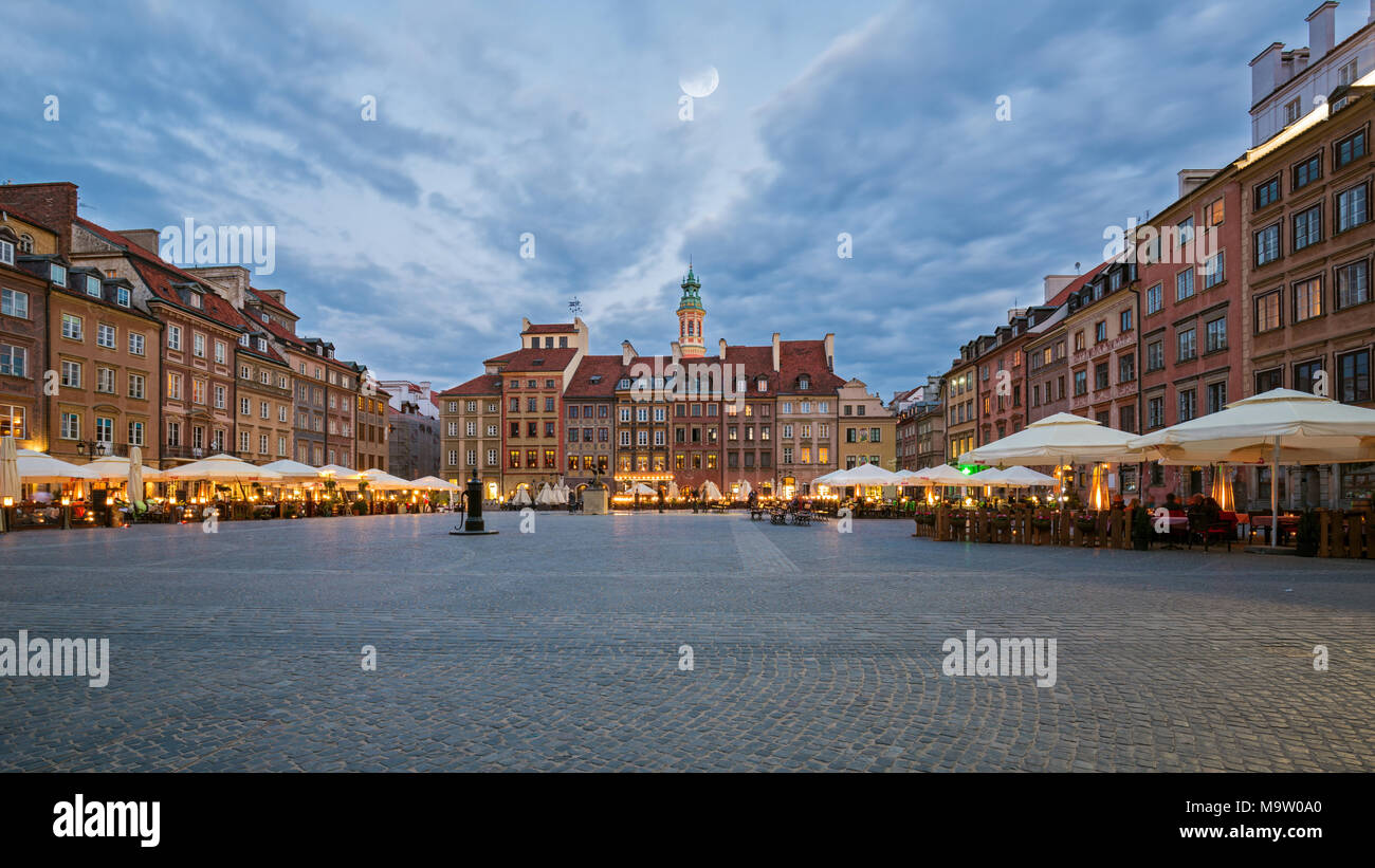 Warsaw old town panorama hi-res stock photography and images - Alamy