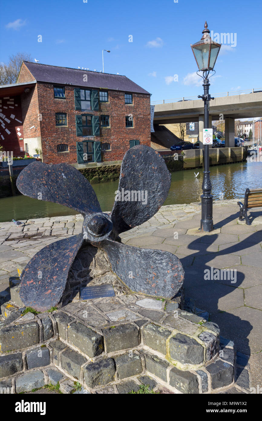 Propeller from the Late 115 Ton Wooden Lowestoft Trawler 'Yellowfin ...