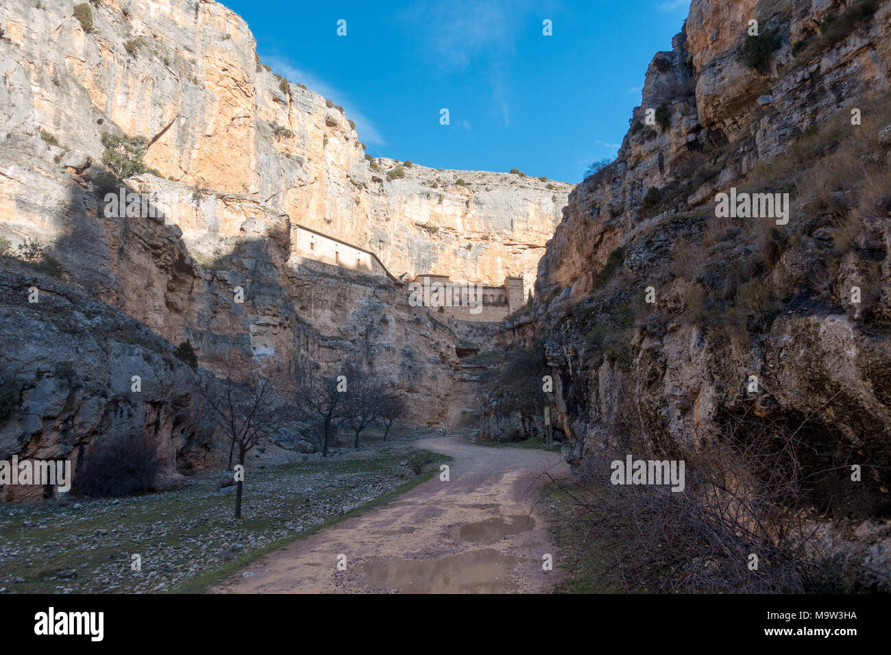 River canyon Mesa and jaraba monastery, Spain Stock Photo - Alamy