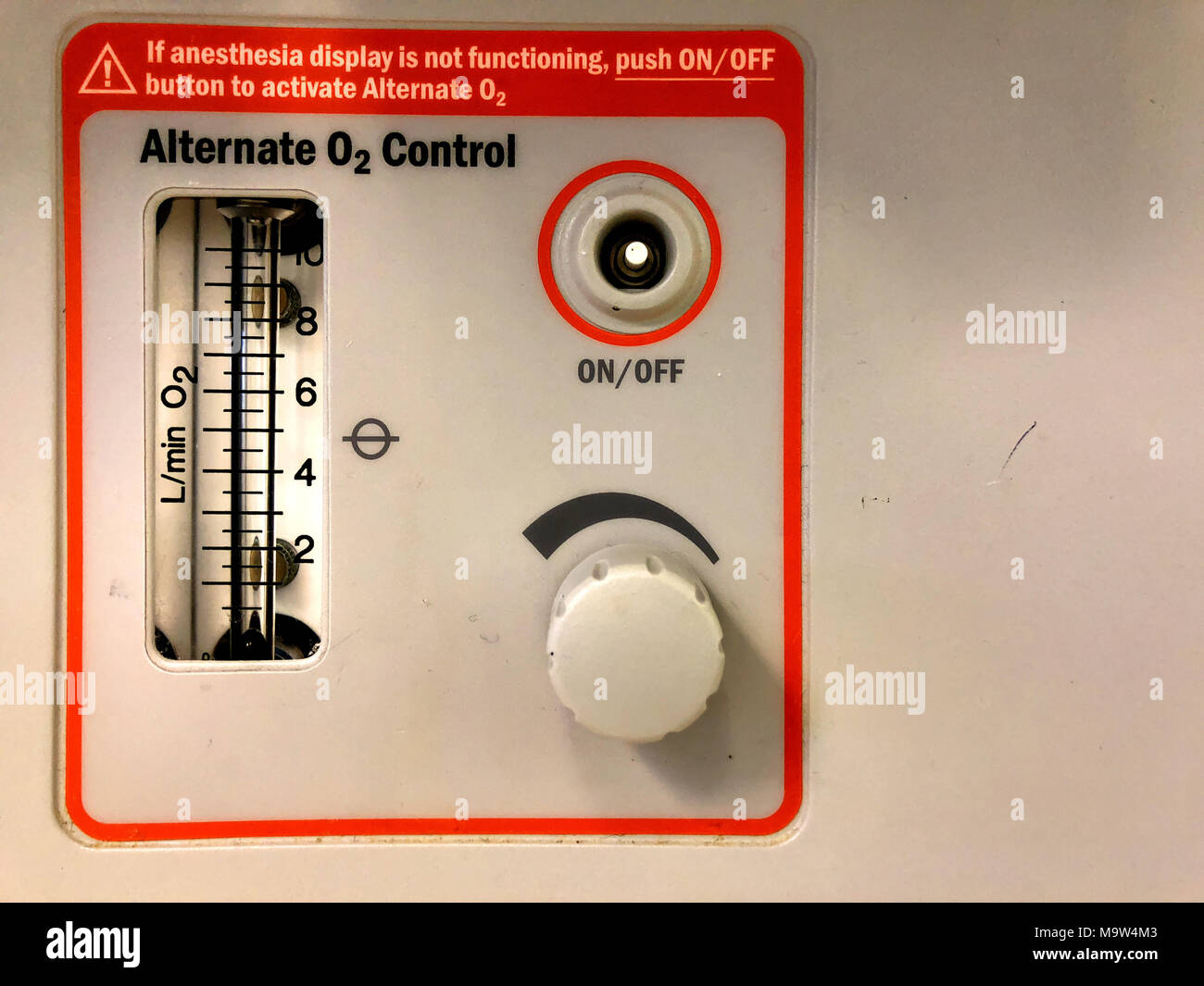 Oxygen flow device in hospital Stock Photo - Alamy