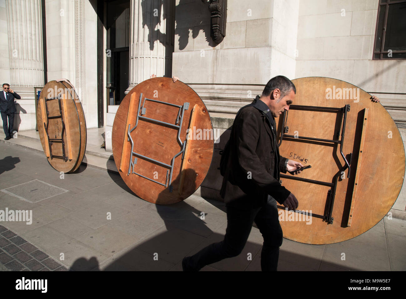 Rolling round tables hi-res stock photography and images - Alamy
