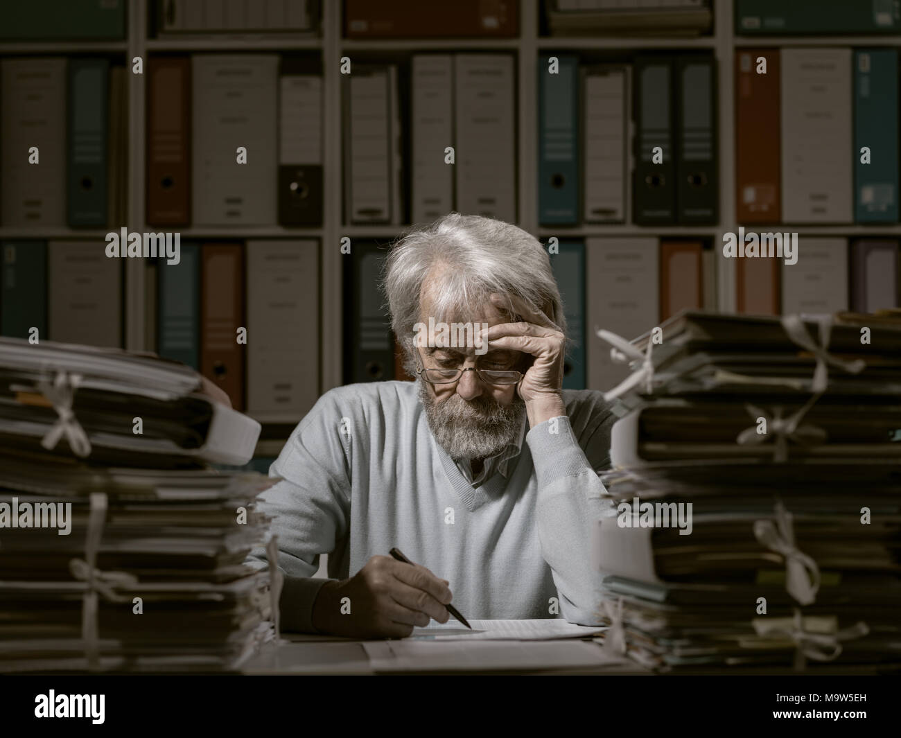 Desk papers stacks hi-res stock photography and images - Alamy