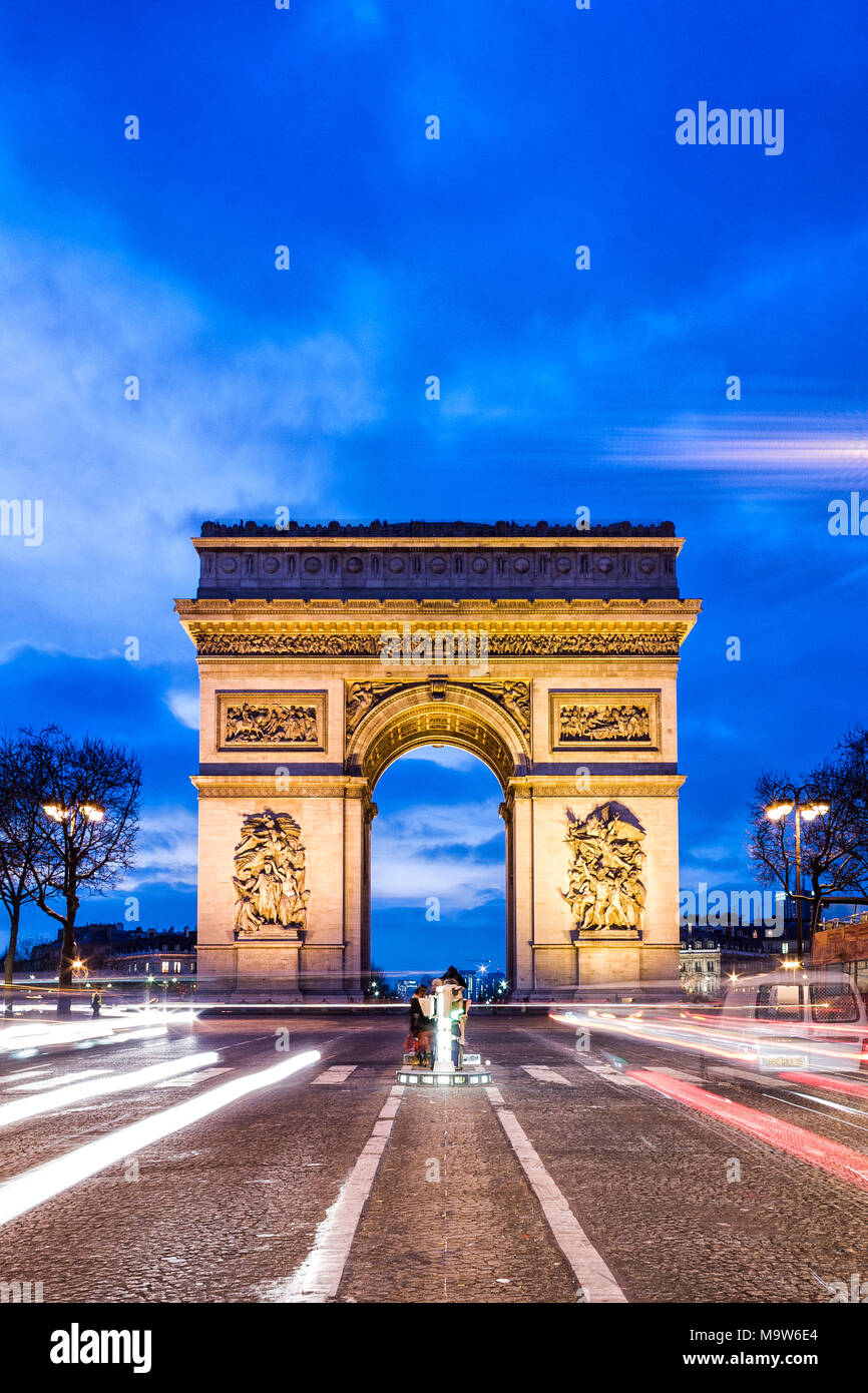 Arch of Triumph (Arc de Triomphe) viewed from Avenue des Champs-Elysees ...