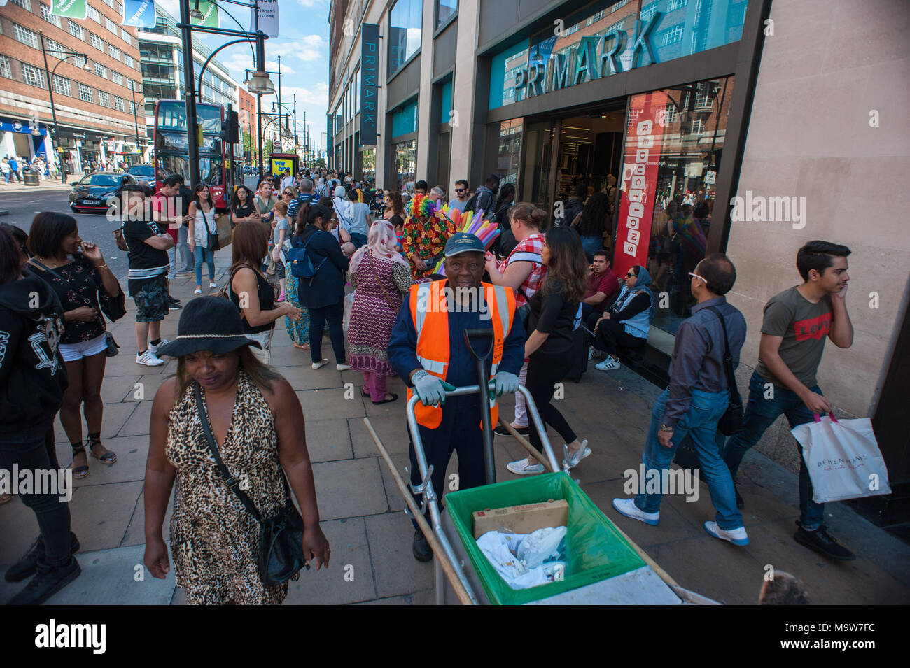 Multi cultural uk hi-res stock photography and images - Alamy
