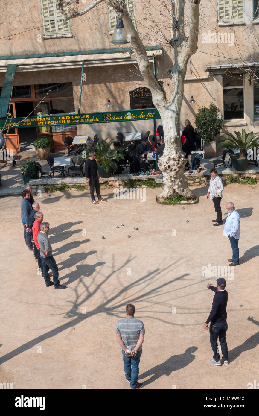 St Paul de Vence Provence French way of life men playing boules boule ...