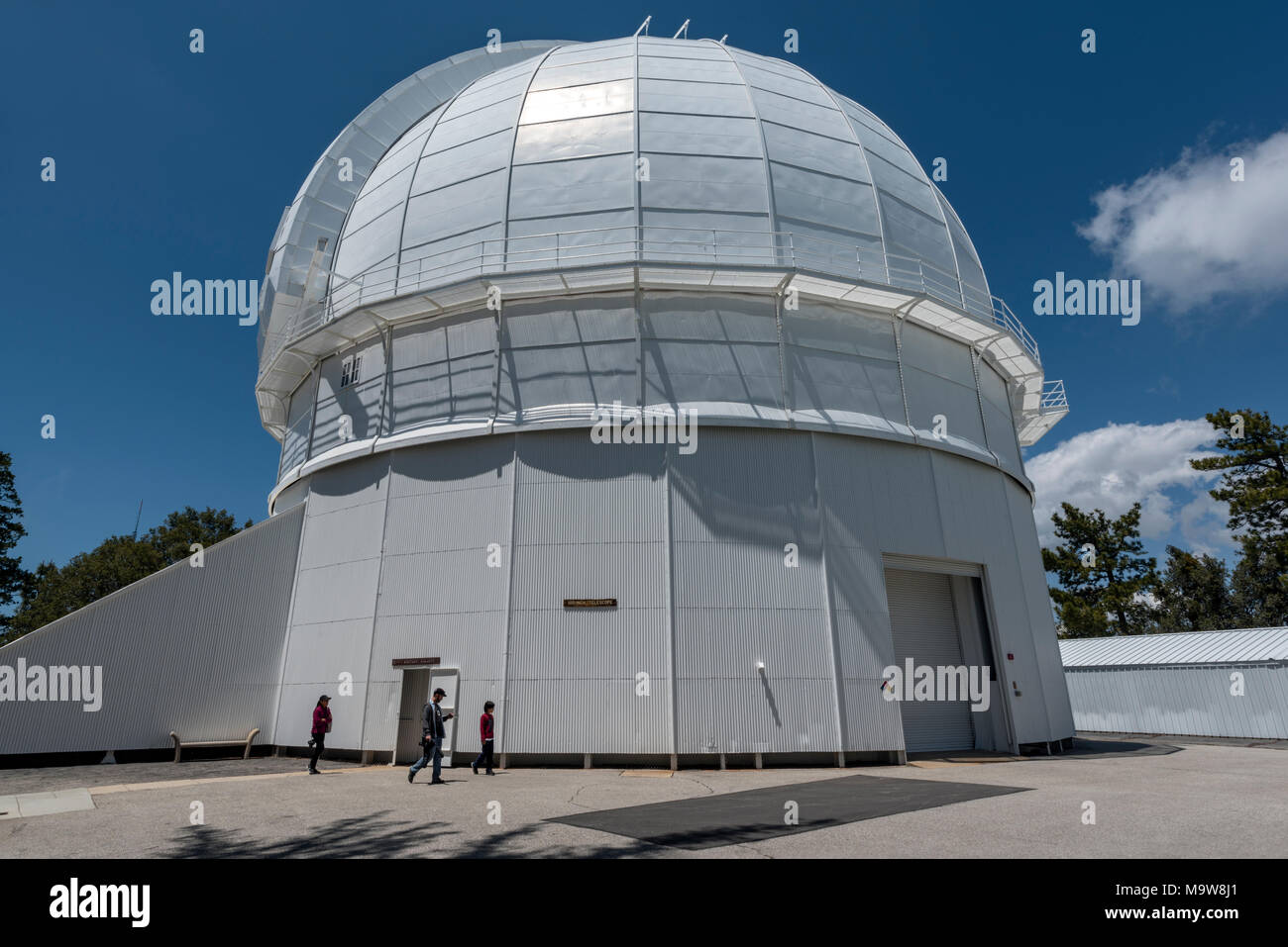 100-inch telescope on Mount Wilson, CA Stock Photo - Alamy