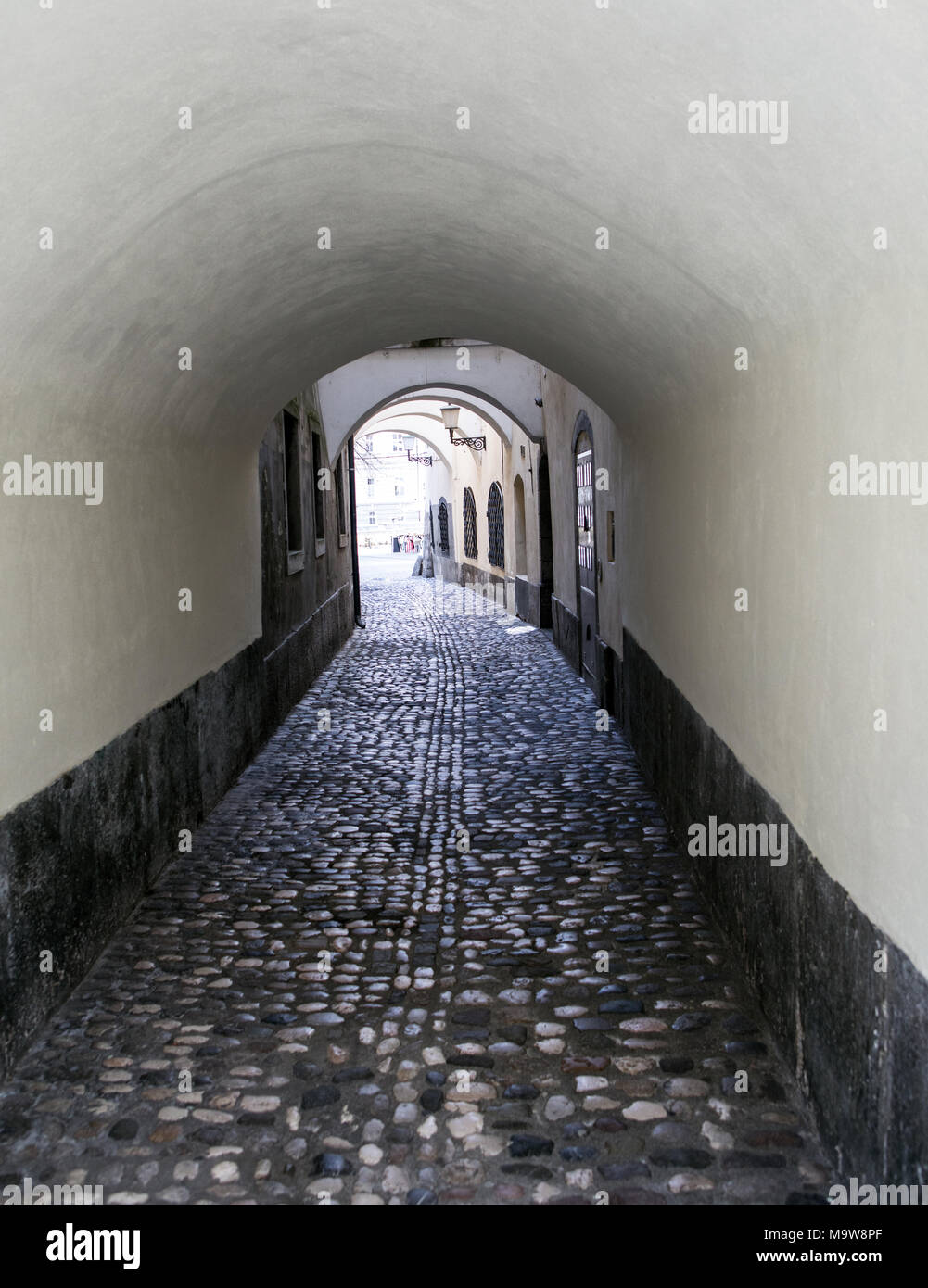 Cobbled passage hi-res stock photography and images - Alamy