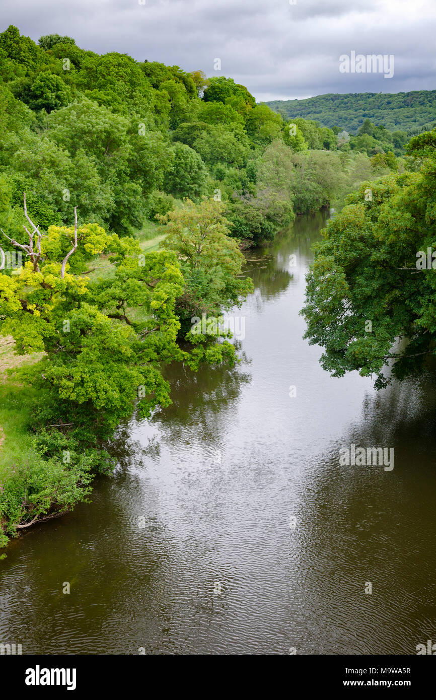 English summer landscape with River Avon (Bristol Avon) near Bradford ...