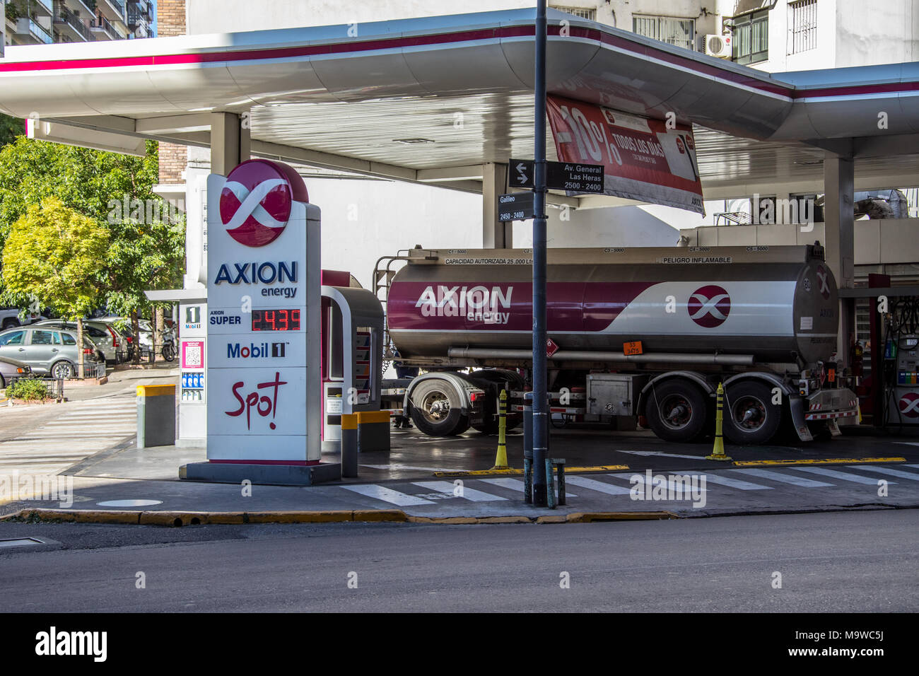 Axion gas station, Buenos Aires, Argentina Stock Photo - Alamy