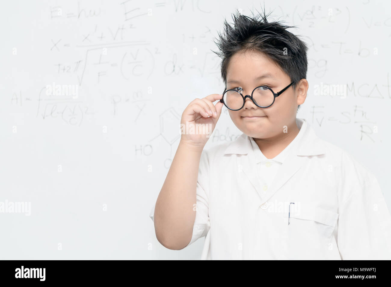 Scientific equation hi-res stock photography and images - Alamy