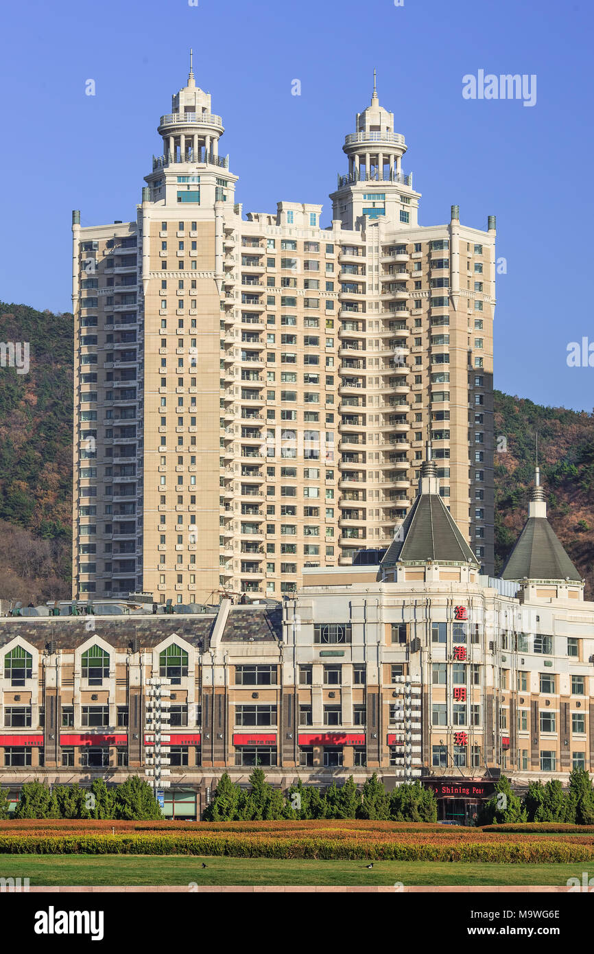 Dalian china xinghai square hi-res stock photography and images - Alamy