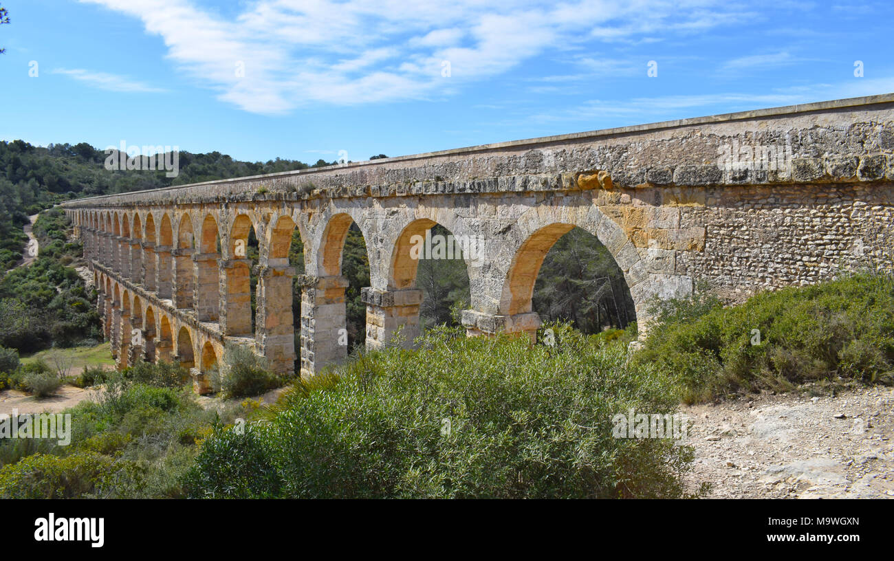 Acueducto ferreres hi-res stock photography and images - Alamy