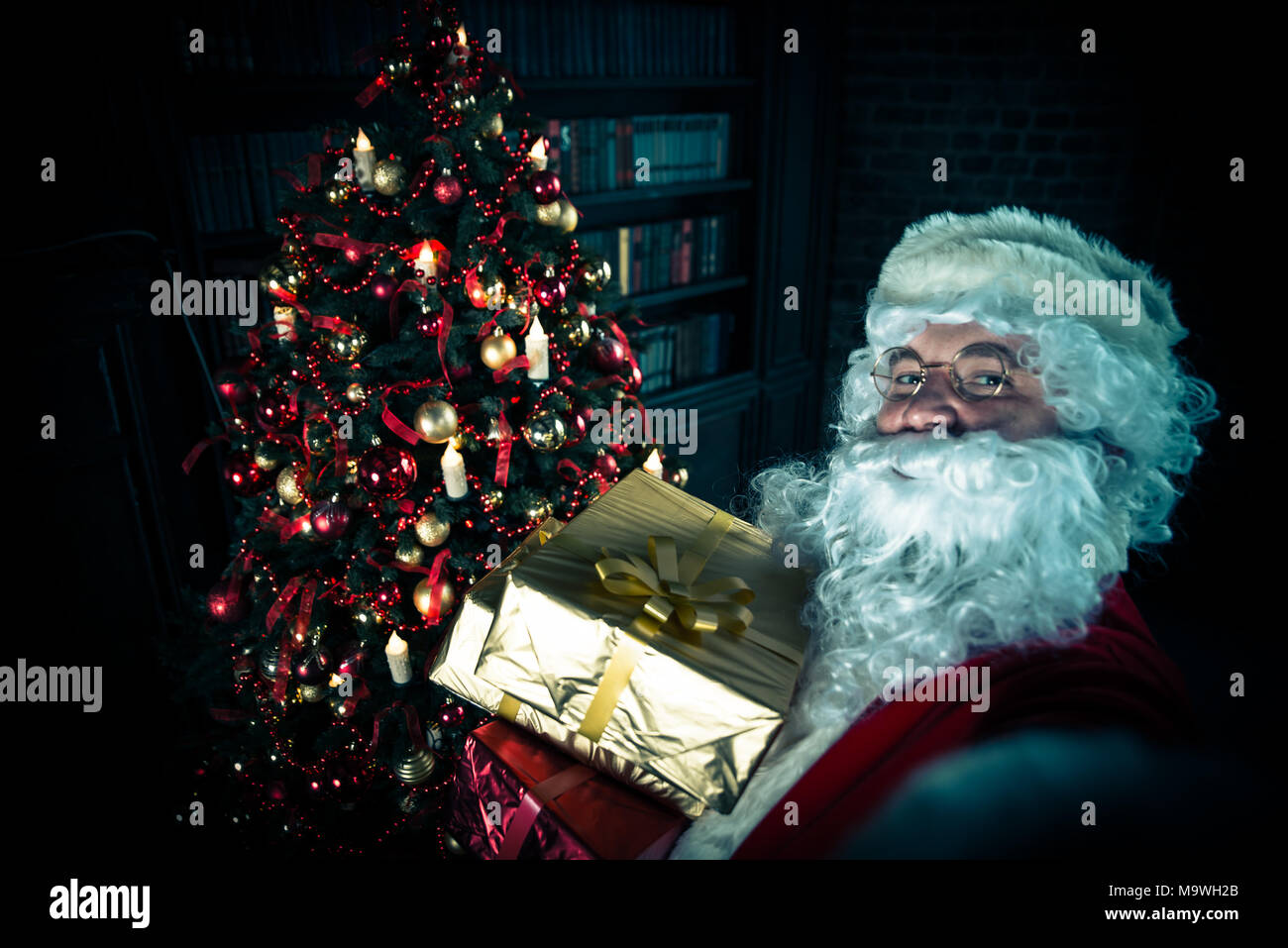 Santa claus portraits and lifestyle Stock Photo - Alamy