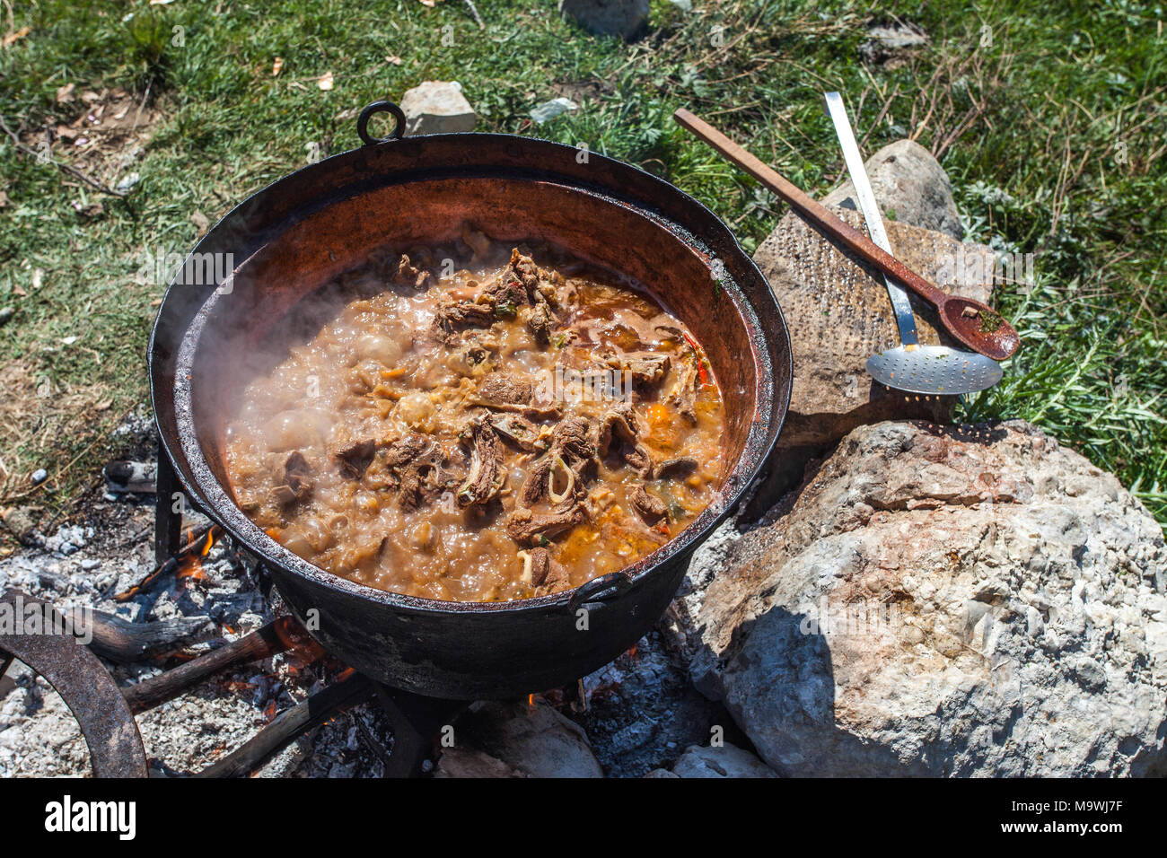 Cauldron cooking hi-res stock photography and images - Alamy