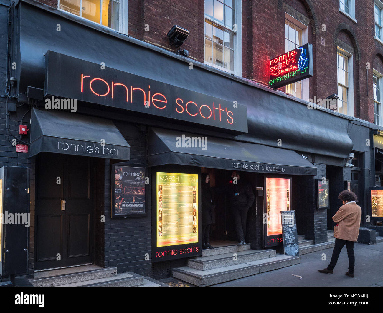 Ronnie scotts hi-res stock photography and images - Alamy
