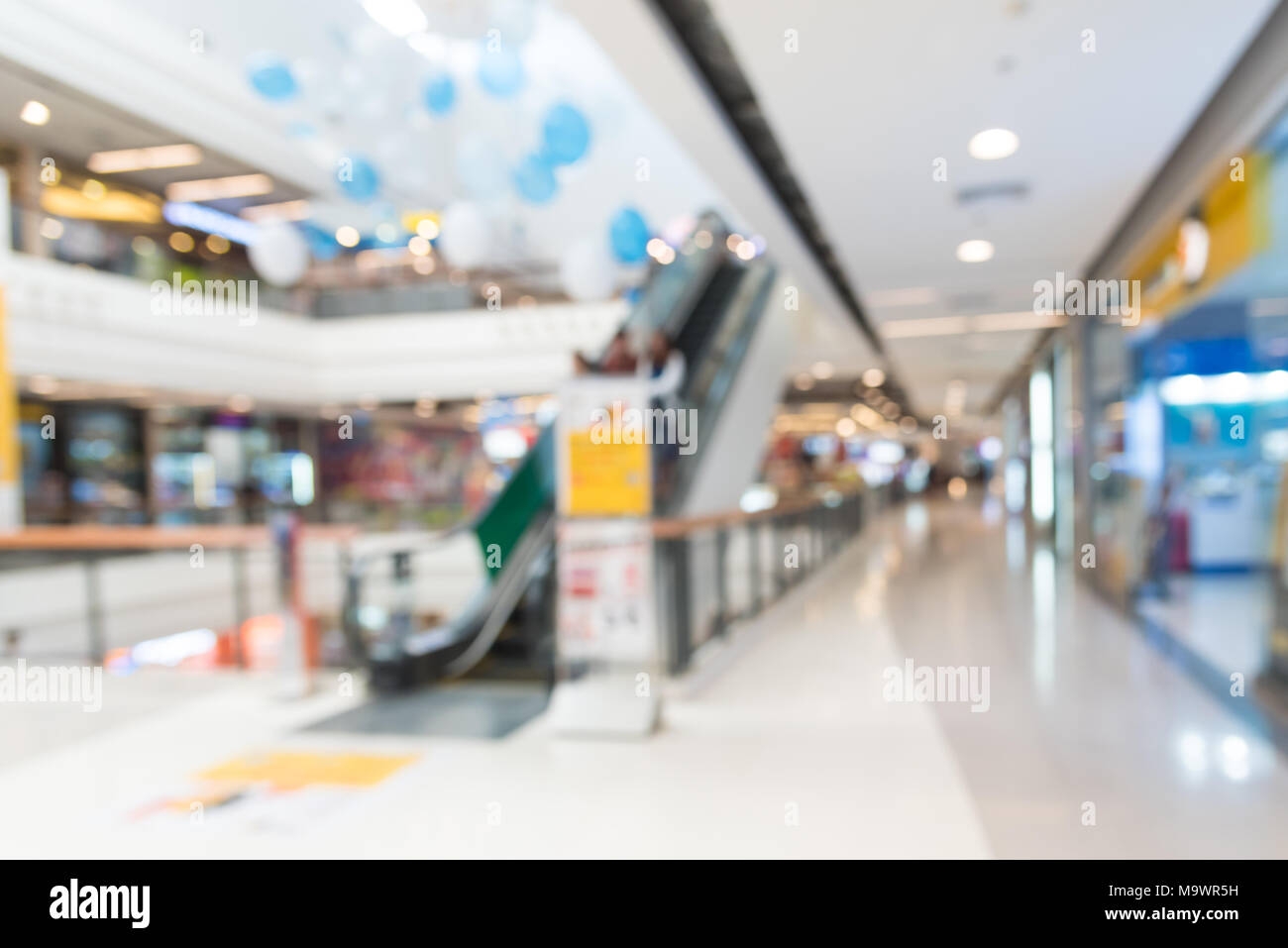 Blur store with bokeh background Stock Photo - Alamy