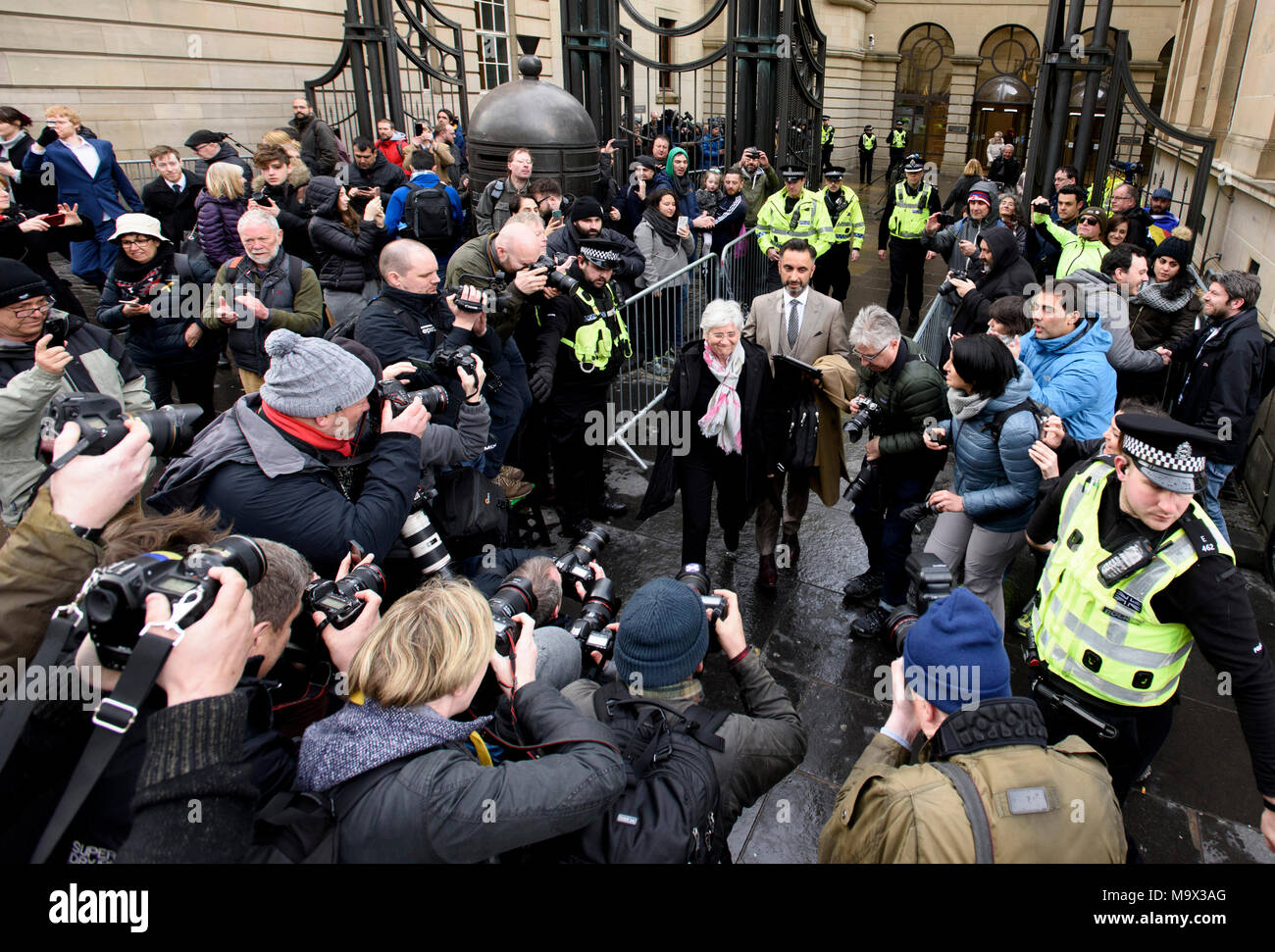 Edinburgh sheriff court hi-res stock photography and images - Alamy