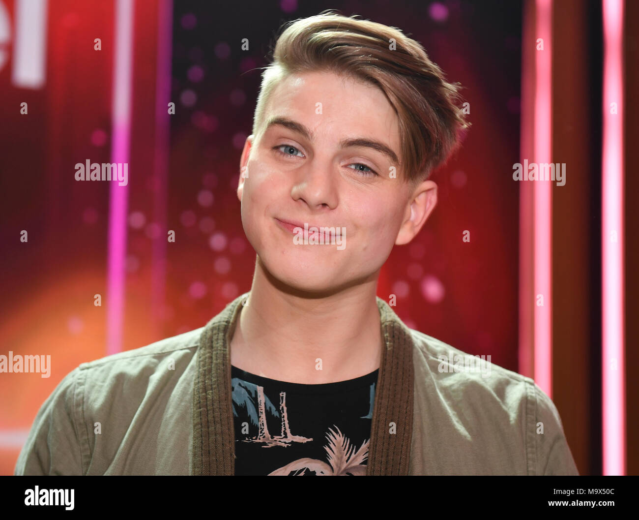 24 March 2018, Germany, Hof: The Swiss pop singer Vincent Gross emerges ...
