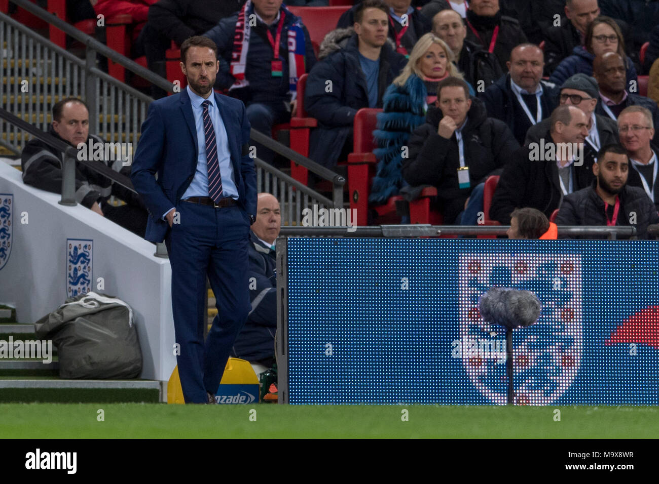 Gareth southgate england coach hi-res stock photography and images - Alamy
