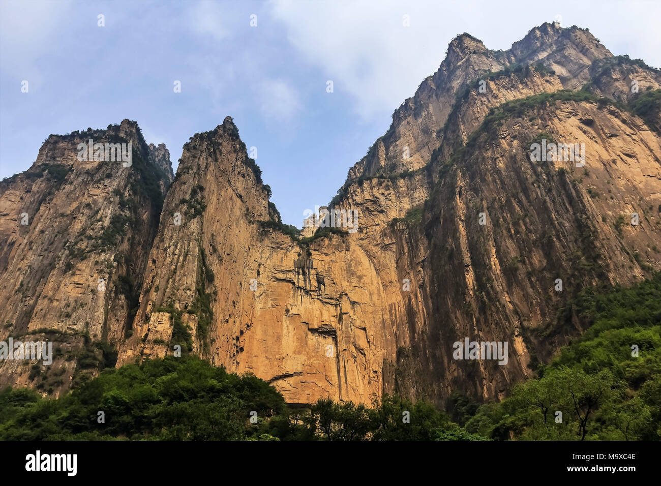 Changzhi, Changzhi, China. 29th Mar, 2018. Changzhi, CHINA-29th March ...