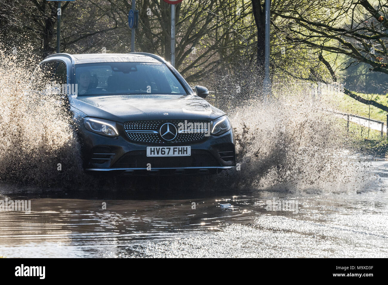 Rain causes localised flooding hi-res stock photography and images - Alamy