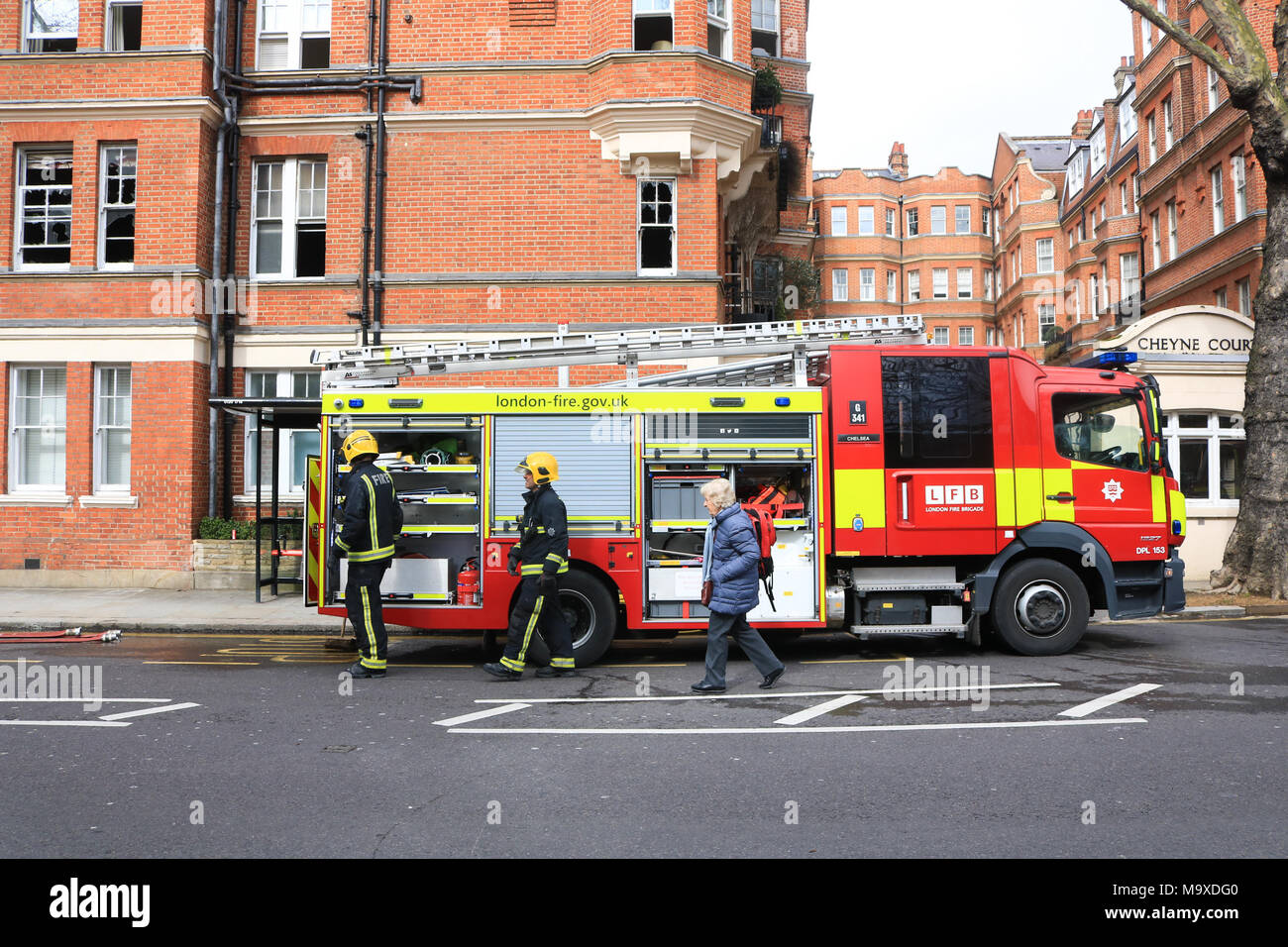 Emergency services attend the scene of a fire hi-res stock photography ...