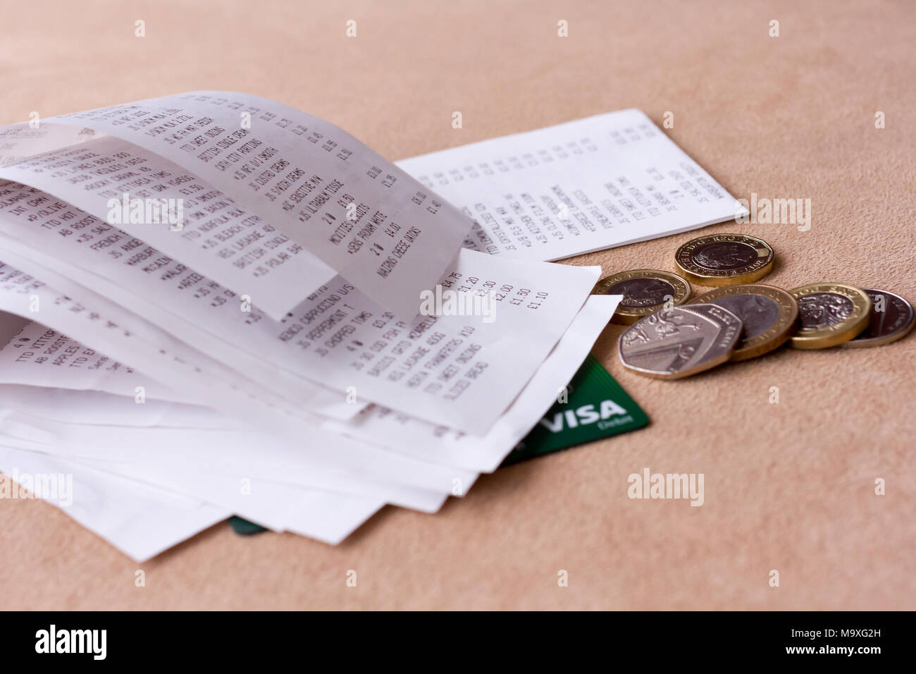 Shopping receipt hi-res stock photography and images - Alamy