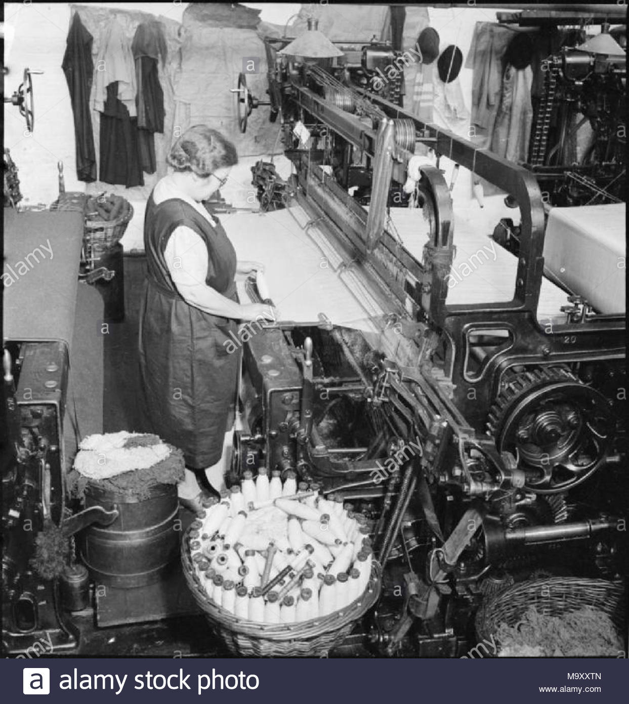 Weaving Loom Black and White Stock Photos & Images - Alamy