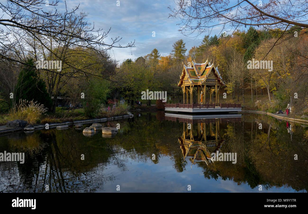 Westpark walk hi-res stock photography and images - Alamy