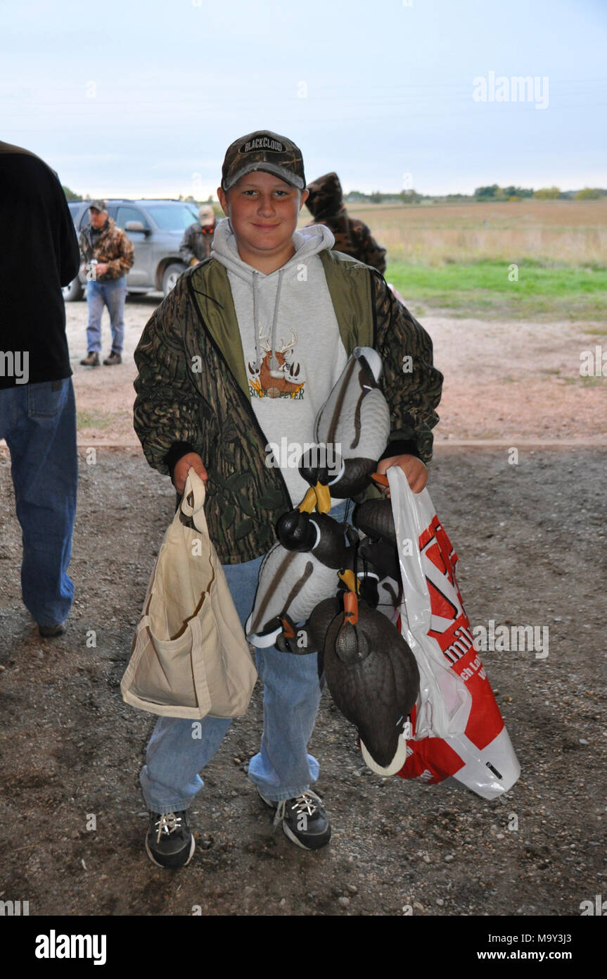 Geared up hi-res stock photography and images - Alamy