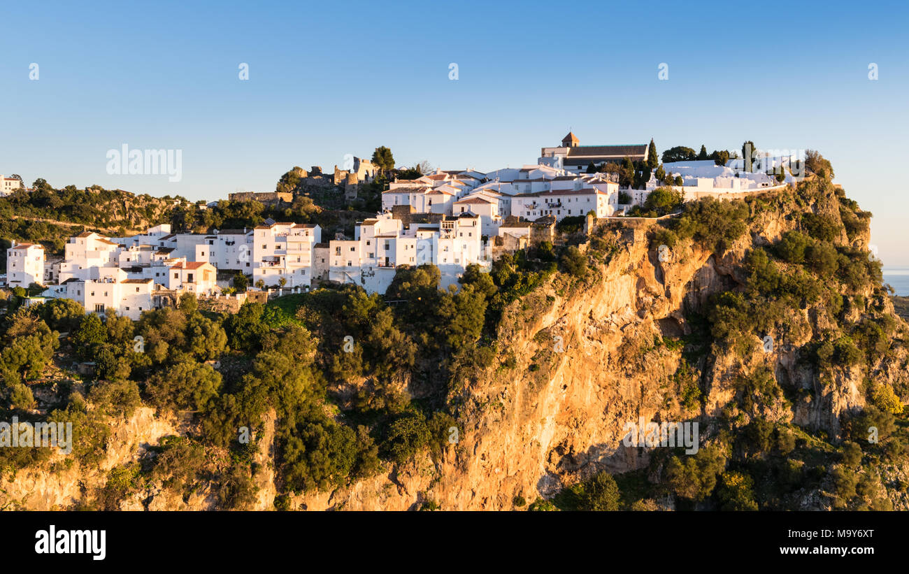 The white town of casares hi-res stock photography and images - Alamy