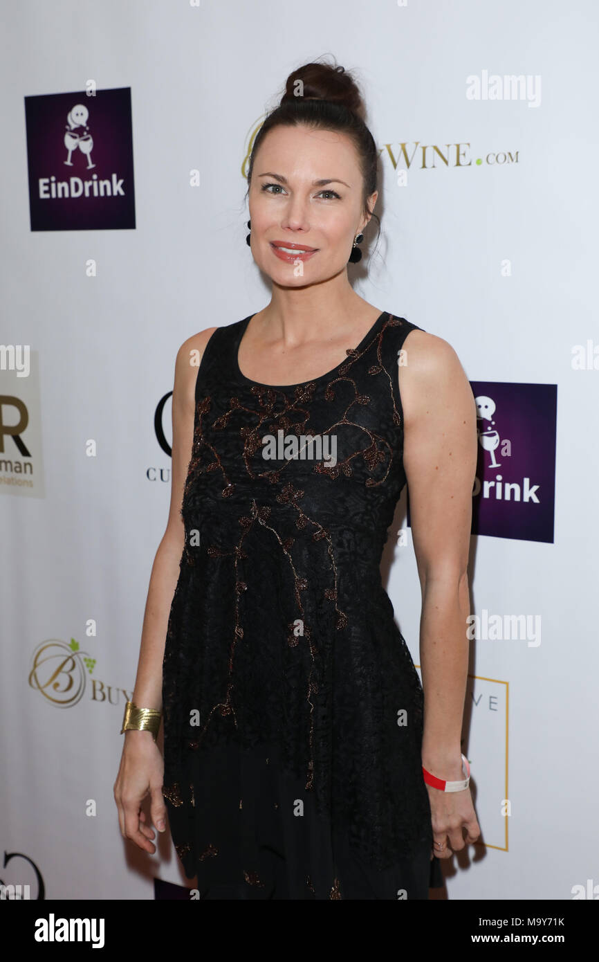 Doris Bergman's 10th Annual Valentine Romance Oscar Style Loung and ...