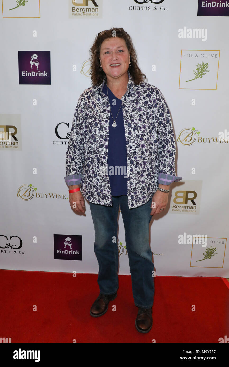 Doris Bergman's 10th Annual Valentine Romance Oscar Style Loung and ...