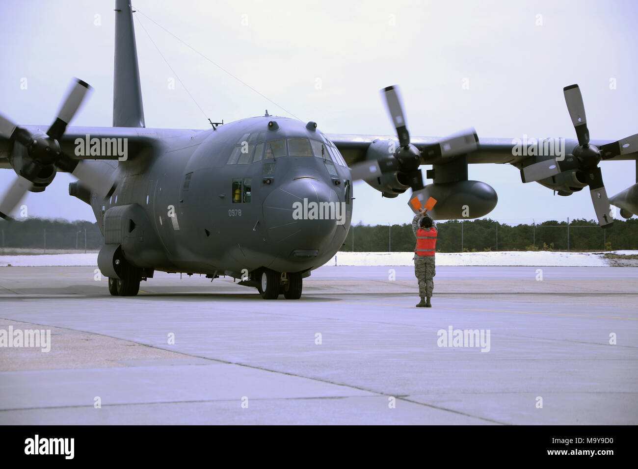 109th Airlift Wing High Resolution Stock Photography and Images - Alamy