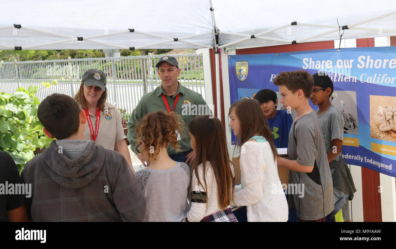 Learning about backyard wildlife. U.S. Fish and Wildlife Service ...