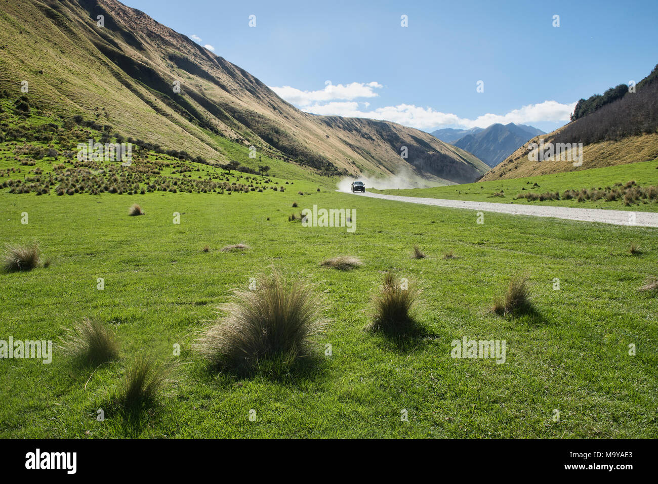 Driving the scenic backroads of the South Island, New Zealand Stock ...