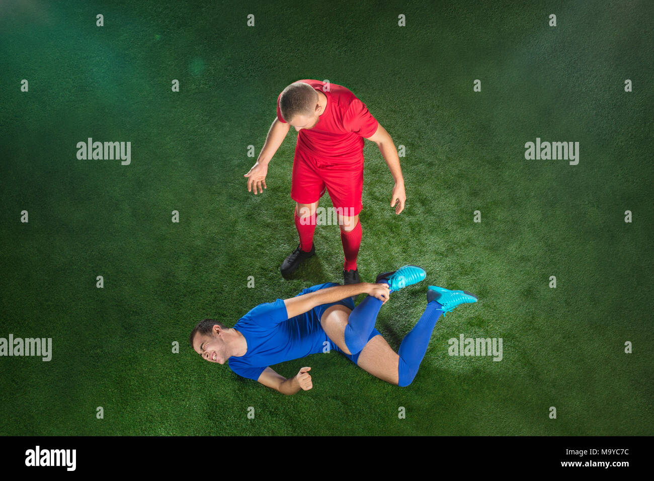 Injury soccer hi-res stock photography and images - Alamy
