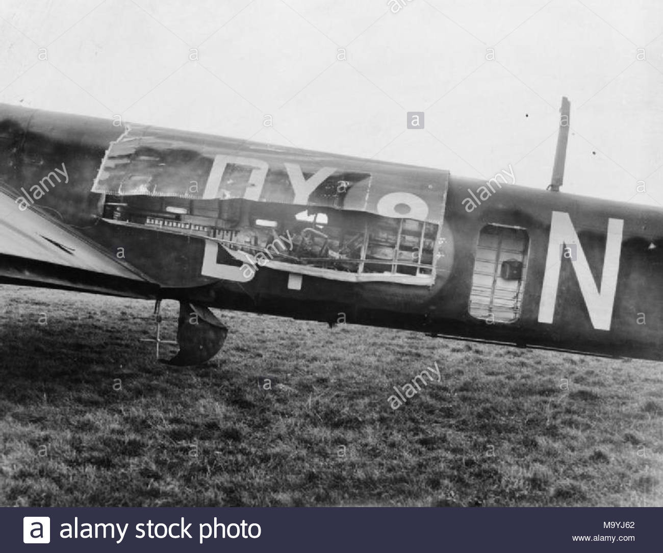 Armstrong Whitworth Whitley Bomber Stock Photos & Armstrong Whitworth Whitley Bomber Stock ...